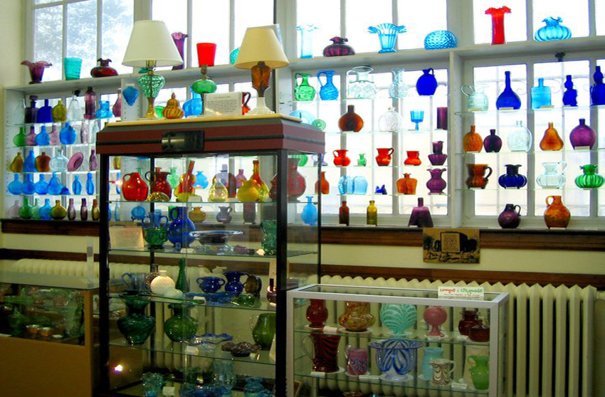 The Heritage Glass Museum; A visitors guide